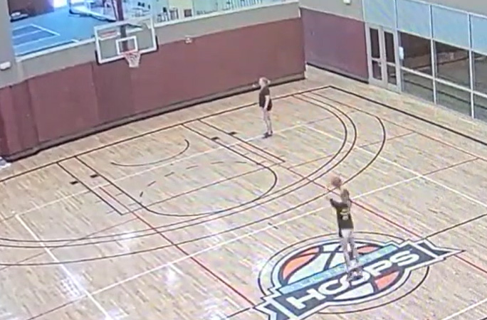 USA teen scores nine half-court basketball shots in a row to break ...
