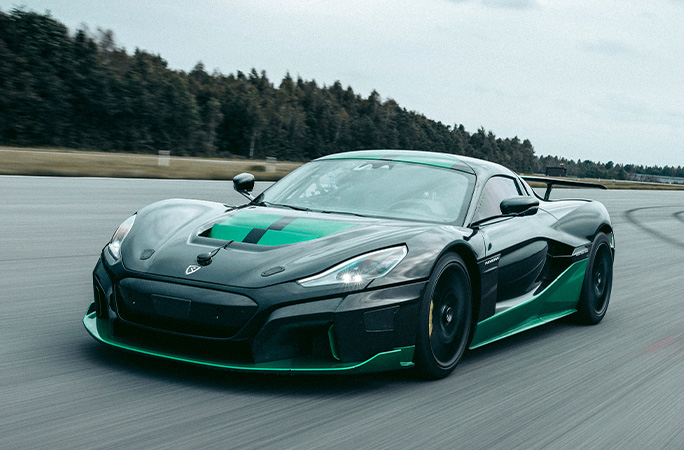 Electric hypercar Rimac Nevera sets record reverse-driving speed of 171 ...