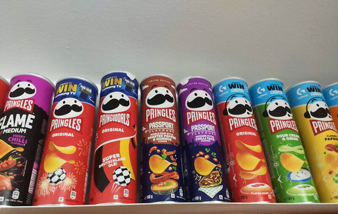 Pringles superfan smashes record after collecting hundreds of flavours ...