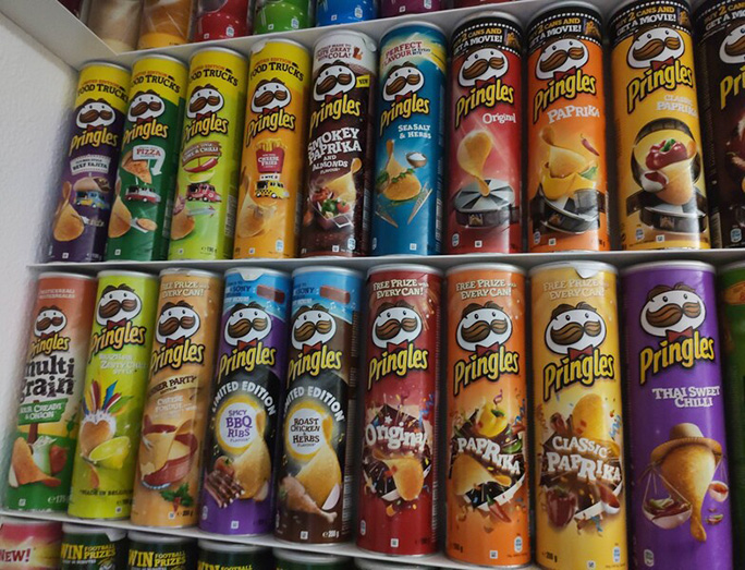 Pringles superfan smashes record after collecting hundreds of flavours | Guinness World Records