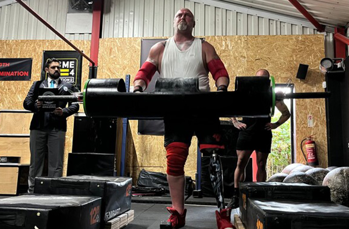 Man who lost leg in horror crash that 'killed' him breaks record with ...