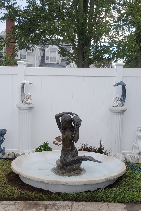 Mermaid enthusiast makes a splash with largest collection of mermaid ...
