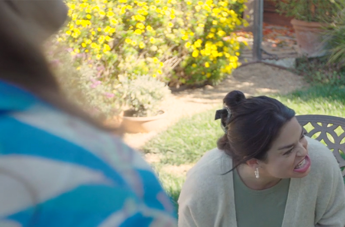 Record holder’s amazing reaction to discovering tallest woman was born ...