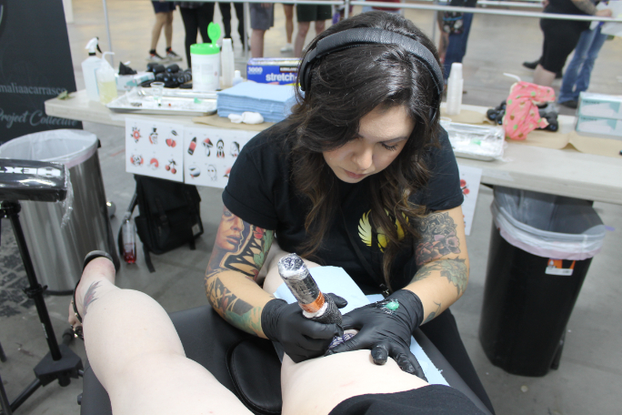 Tattoo apprentices ink an incredible 841 tattoos in record-breaking ...