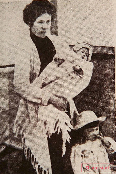 Miraculous story of the youngest Titanic survivor, Millvina Dean ...
