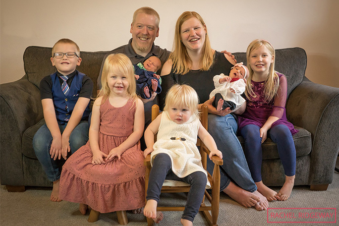 Proud parents welcome record-breaking twins conceived almost 30 years ...
