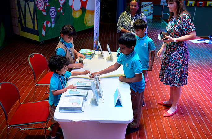 Little boy writes book about kindness and becomes world’s youngest ...