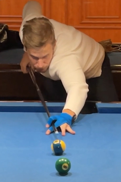 Amateur pool player puts pros to shame with record-breaking trick shot ...