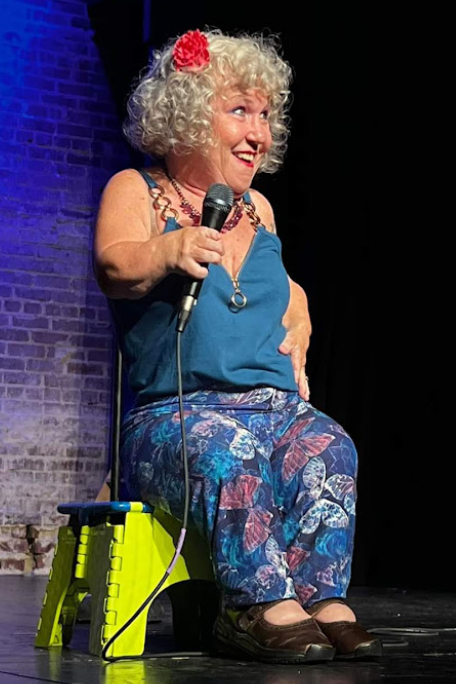 World's shortest comedian won't let small stature stop her achieving ...