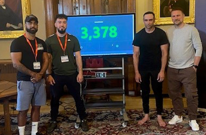 Man does 3,378 push ups in an hour, breaking record on seventh attempt ...