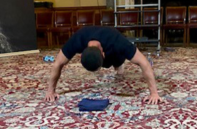 Man does 3,378 push ups in an hour, breaking record on seventh attempt ...
