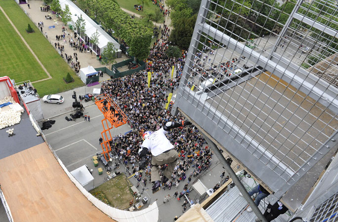 Skater’s epic half pipe stunt off Eiffel Tower yet to be equalled a ...