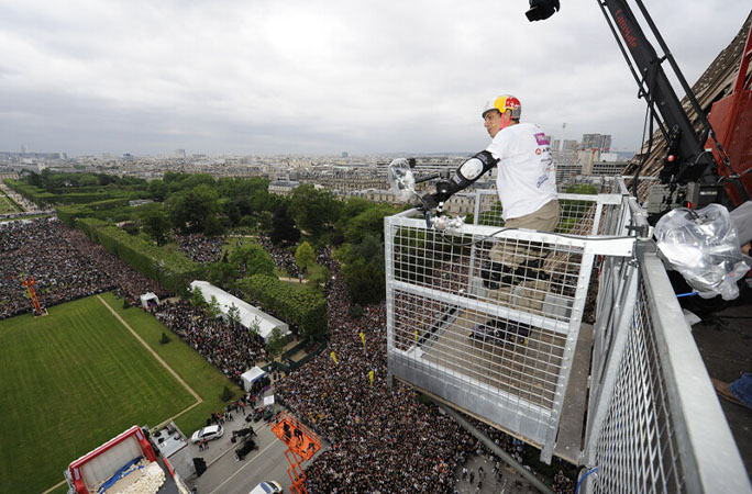 Skater’s epic half pipe stunt off Eiffel Tower yet to be equalled a ...
