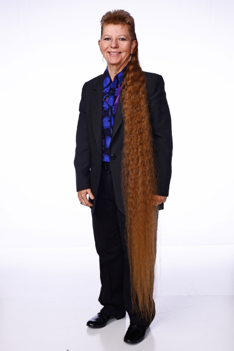 Business in the front, party in the back: Tennessee woman has longest ...