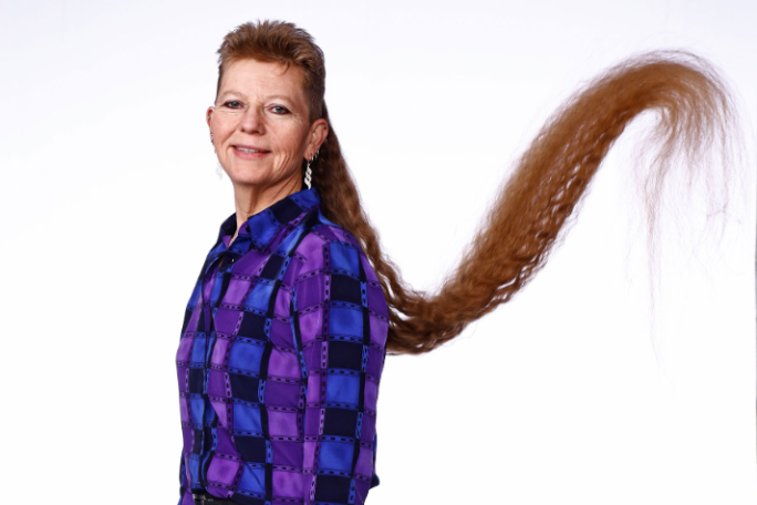 Business in the front, party in the back: Tennessee woman has longest ...