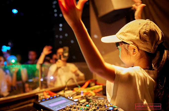 Wonderkid ‘DJ RINOKA’ is world’s youngest female DJ | Guinness World ...