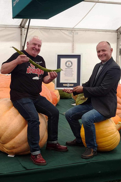 Heaviest onion that weighs more than a bowling ball unveiled with other ...