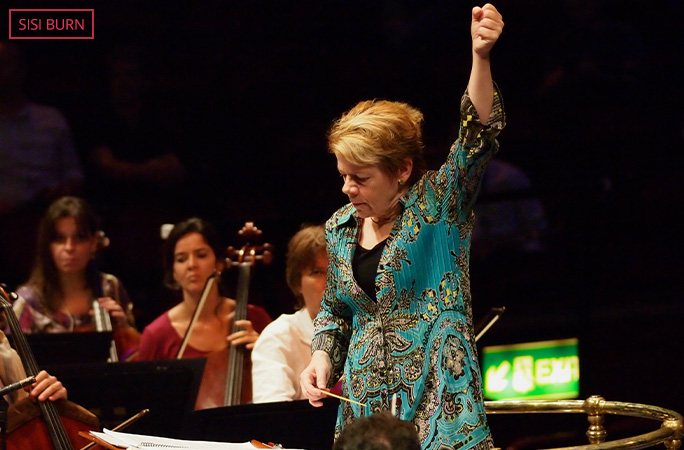 Conductor returns to famous stage where she became a record breaker 10 ...