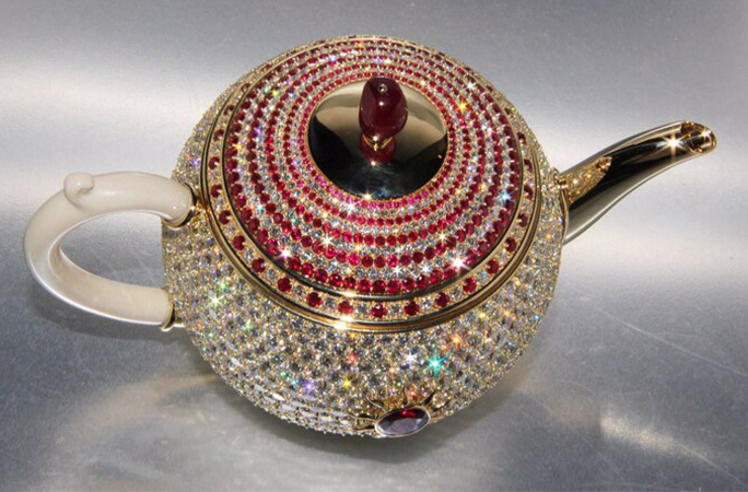 Gold teapot encrusted with diamonds is world’s most valuable at $3 ...