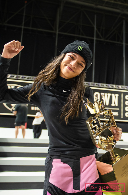 “Girls can do anything they want”: teenage skating prodigy breaks three ...