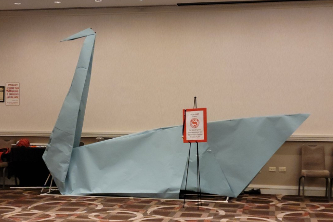 Origami artists break 'swan of a kind' folding record with 15-ft ...