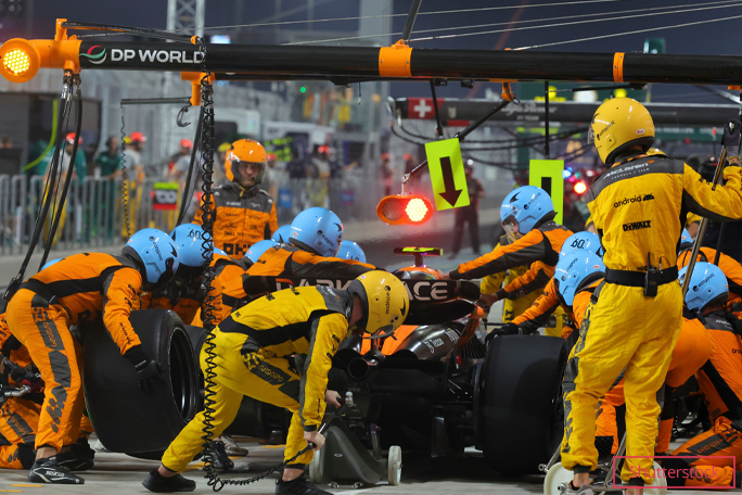 The record-breaking evolution of the Formula 1 pit stop | Guinness ...
