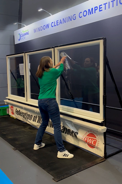 Fastest window cleaner's daughter joins him in record books with ...