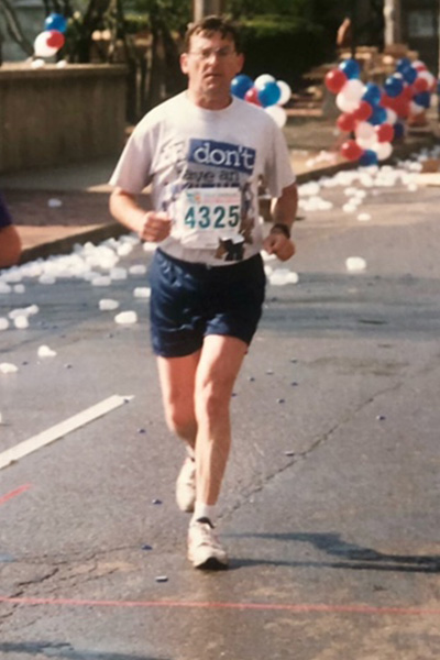 Great-grandad with passion for marathon running survives for record ...