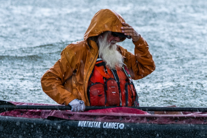 87-year-old man is oldest to embark on record-breaking paddle down ...