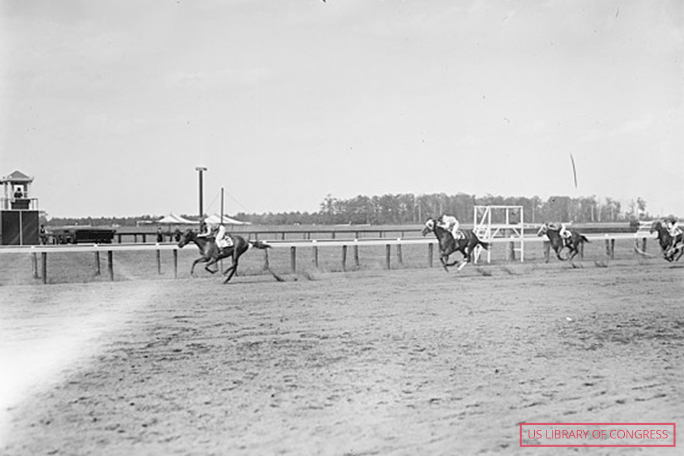 Frank Hayes: The jockey who won a race despite dying midway | Guinness ...