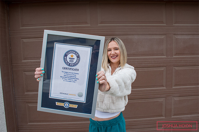 California woman proudly grows out the longest arm hair ever | Guinness ...
