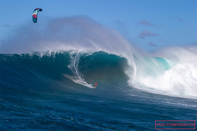 Hawaiian man conquers largest wave kitesurfed that's taller than the ...