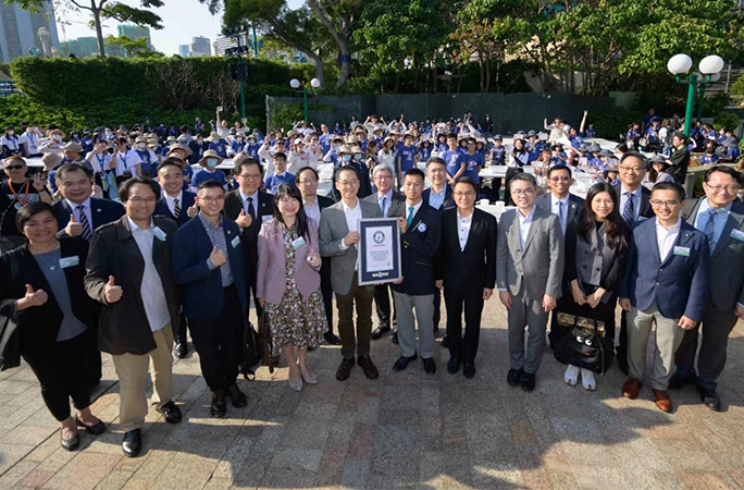 Chinese children turn panda poo into paper during record-breaking ...