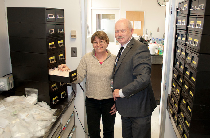 Got your toe(nails)! Scientific study holds largest collection of ...