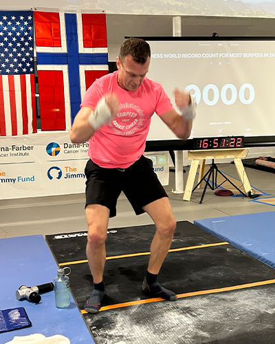 USA dad does nearly 12,000 burpees in 24 hours to smash world record ...