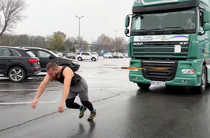 Ukrainian strongman pulls 2.5-tonne minibus with beard to set world ...