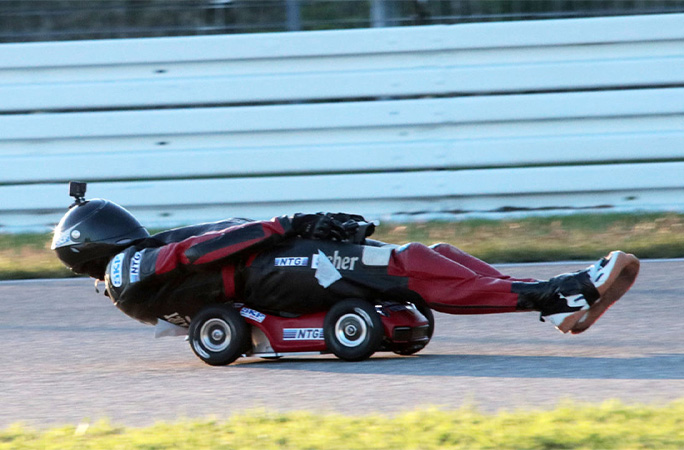 German engineer modifies toy car to reach blistering speed of 92 mph ...