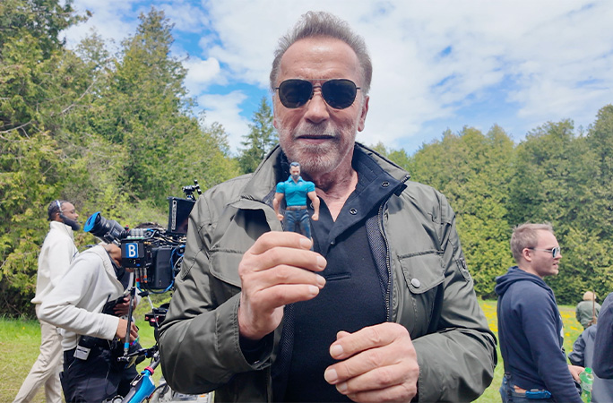 Arnold Schwarzenegger’s FUBAR character becomes largest action figure ...