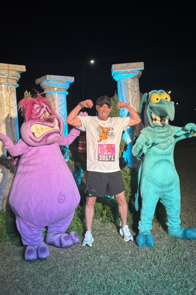 American father runs 10 km every day for five years, raises funds for ...