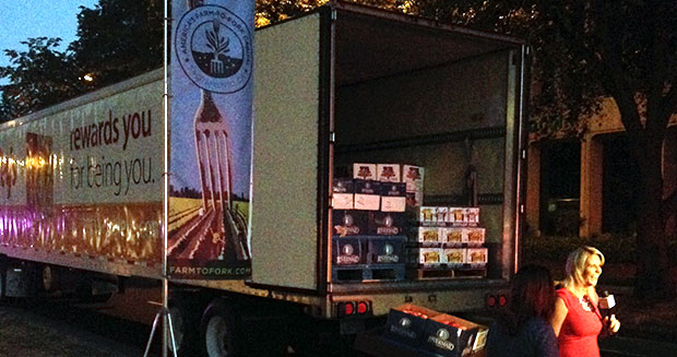 Enormous food drive across California sets record and feeds thousands ...