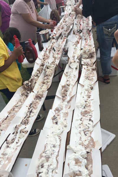 The world's longest ice-cream dessert is nearly a mile long | Guinness ...