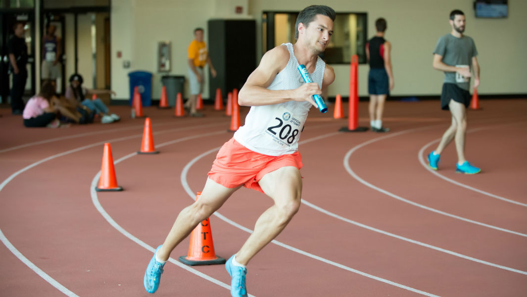 Kansas City athletes set new marathon relay by sprinting in bursts of ...