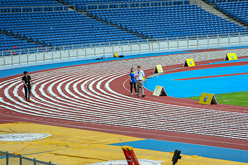 JOY brand makes history with longest line of washed plates | Guinness ...