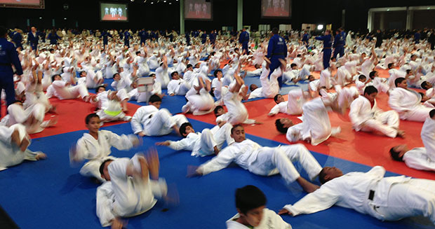 First National Sports Day in UAE sees thousands set new record for ...