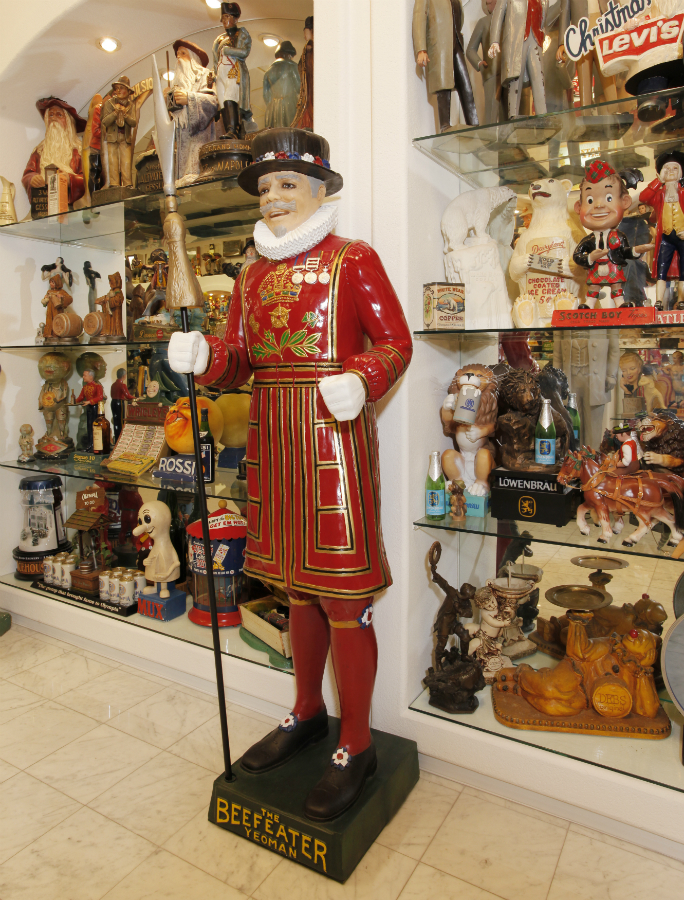 Guinness World Record Musical Statues at Jessica Myler blog