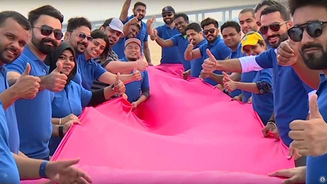 Huge 4-km ribbon created in Abu Dhabi for Breast Cancer Awareness Month ...