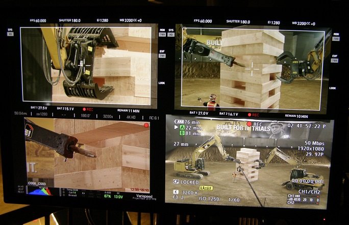 Cat machines set record playing the world’s largest game of Jenga ...