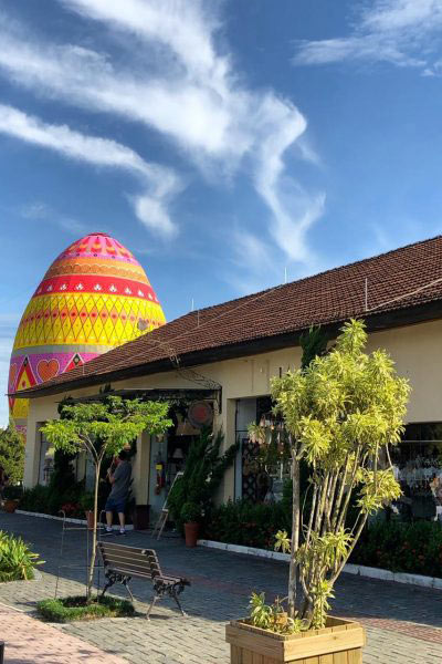 Giant multicoloured Easter egg towers over Brazilian town | Guinness ...