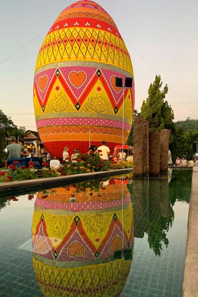Giant multicoloured Easter egg towers over Brazilian town | Guinness World Records
