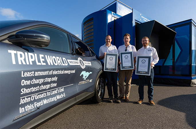 Let’s go electric: amazing electric car journey across the UK breaks ...